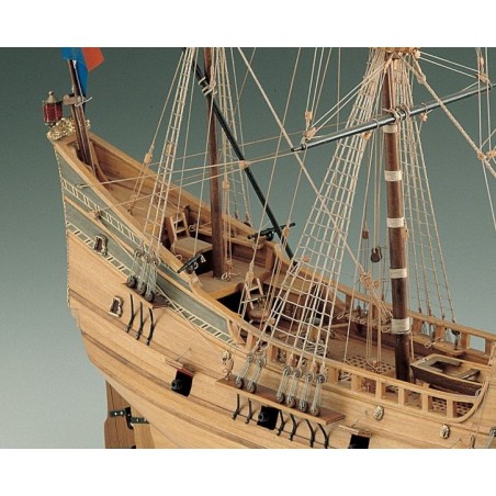 Model statku Half Moon firmy Corel SM18 - sklep modelarski | Sklep ...